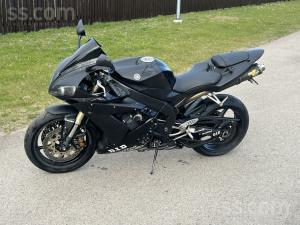 Yamaha R1 2005 Liepāja, ar dzinēja tilpumu 1.00 L un nobraukumu 0 tūkst. km par 4990 €, foto 3 vietnē AUTOMOTO.COM.LV