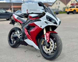 Yamaha R1 2005 in Vilnius, with an engine capacity of 1.00 L and mileage of 70 thousand km for 4100 €, photo  on AUTOMOTO.COM.LV