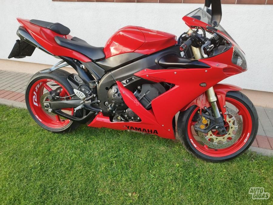 Yamaha R1 2006 in Klaipeda, with an engine capacity of 0.00 L and mileage of 0 thousand km for 4100 €, photo 1 on AUTOMOTO.COM.LV