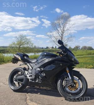 Yamaha R1 2007 Rīga, ar dzinēja tilpumu 1.00 L un nobraukumu 0 tūkst. km par 4699 €, foto 1 vietnē AUTOMOTO.COM.LV