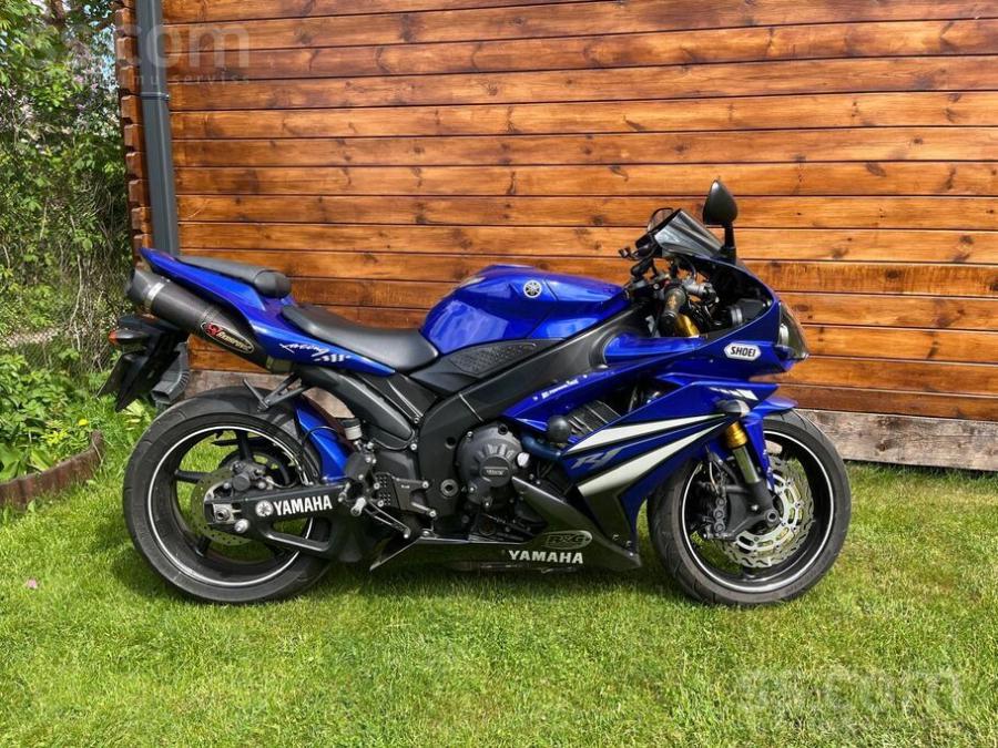 Yamaha R1 2007 Rīga, ar dzinēja tilpumu 1.00 L un nobraukumu 0 tūkst. km par 5100 €, foto 3 vietnē AUTOMOTO.COM.LV