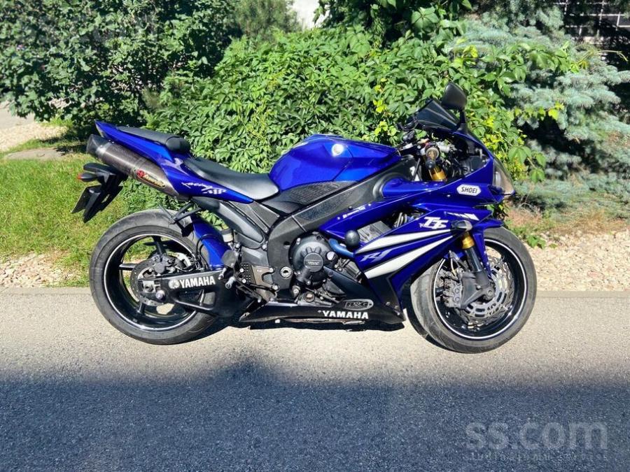 Yamaha R1 2007 Rīga, ar dzinēja tilpumu 1.00 L un nobraukumu 0 tūkst. km par 5100 €, foto 5 vietnē AUTOMOTO.COM.LV