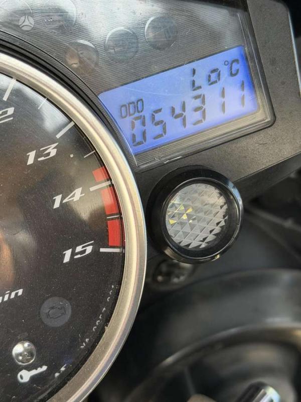 Yamaha R1 2007 Viļņa, ar dzinēja tilpumu 1.00 L un nobraukumu 54 tūkst. km par 5300 €, foto 6 vietnē AUTOMOTO.COM.LV