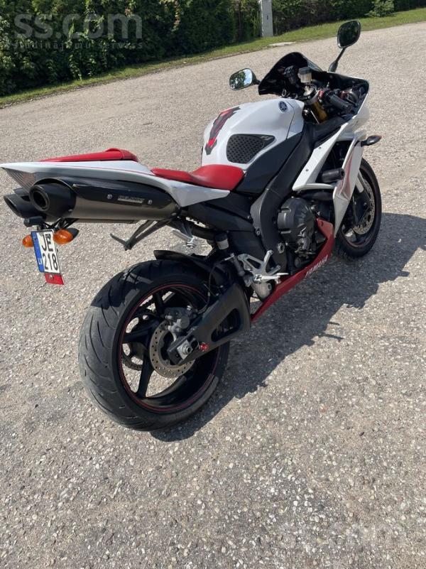Ямаха R1 2007 в Прейли, объемом двигателя 1.00 л и пробегом 0 тыс. км за 5000 €, фото 5 на AUTOMOTO.COM.LV