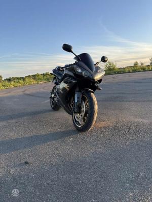 Yamaha R1 2008 in Vilnius, with an engine capacity of 1.00 L and mileage of 43 thousand km for 5000 €, photo 3 on AUTOMOTO.COM.LV