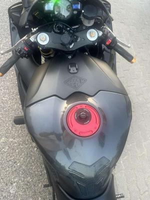 Yamaha R1 2008 in Vilnius, with an engine capacity of 1.00 L and mileage of 43 thousand km for 5000 €, photo 10 on AUTOMOTO.COM.LV