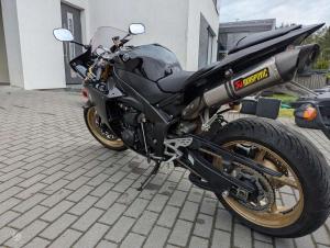 Yamaha R1 2010 Viļņa, ar dzinēja tilpumu 0.00 L un nobraukumu 56 tūkst. km par 7000 €, foto 3 vietnē AUTOMOTO.COM.LV
