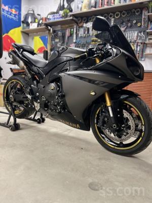 Yamaha R1 2010 Jelgava, ar dzinēja tilpumu 1.00 L un nobraukumu 0 tūkst. km par 8750 €, foto 7 vietnē AUTOMOTO.COM.LV