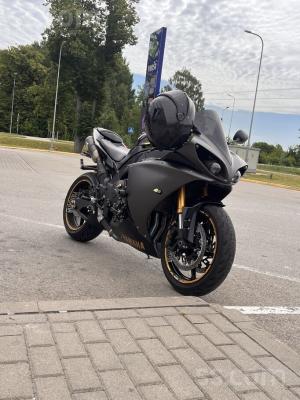 Yamaha R1 2010 in Jelgava, with an engine capacity of 1.00 L and mileage of 0 thousand km for 8350 €, photo  on AUTOMOTO.COM.LV