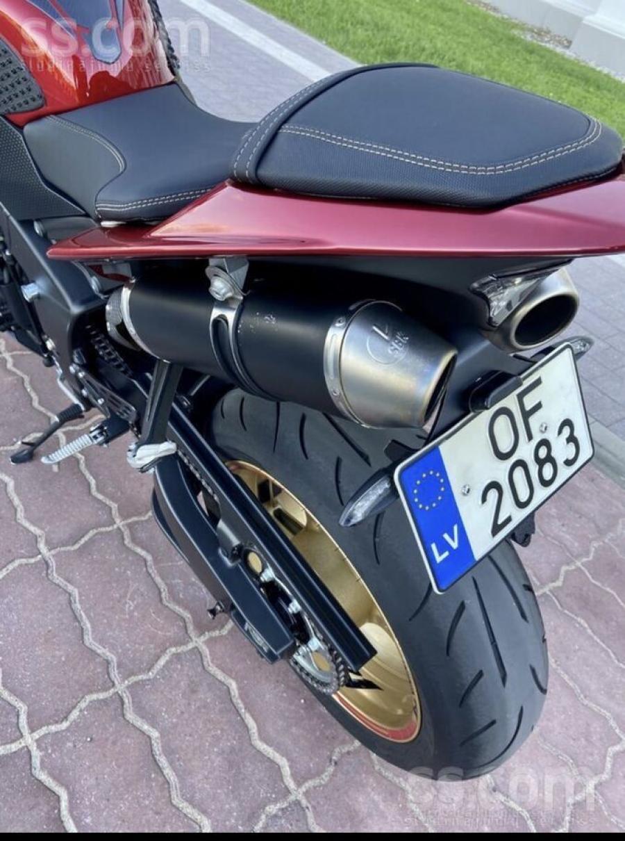 Ямаха R1 2013 в Елгава, объемом двигателя 1.00 л и пробегом 0 тыс. км за 7700 €, фото 6 на AUTOMOTO.COM.LV