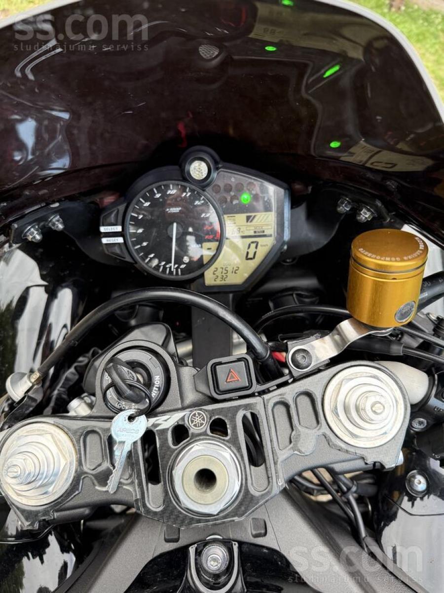 Ямаха R1 2013 в Елгава, объемом двигателя 1.00 л и пробегом 0 тыс. км за 7700 €, фото 11 на AUTOMOTO.COM.LV