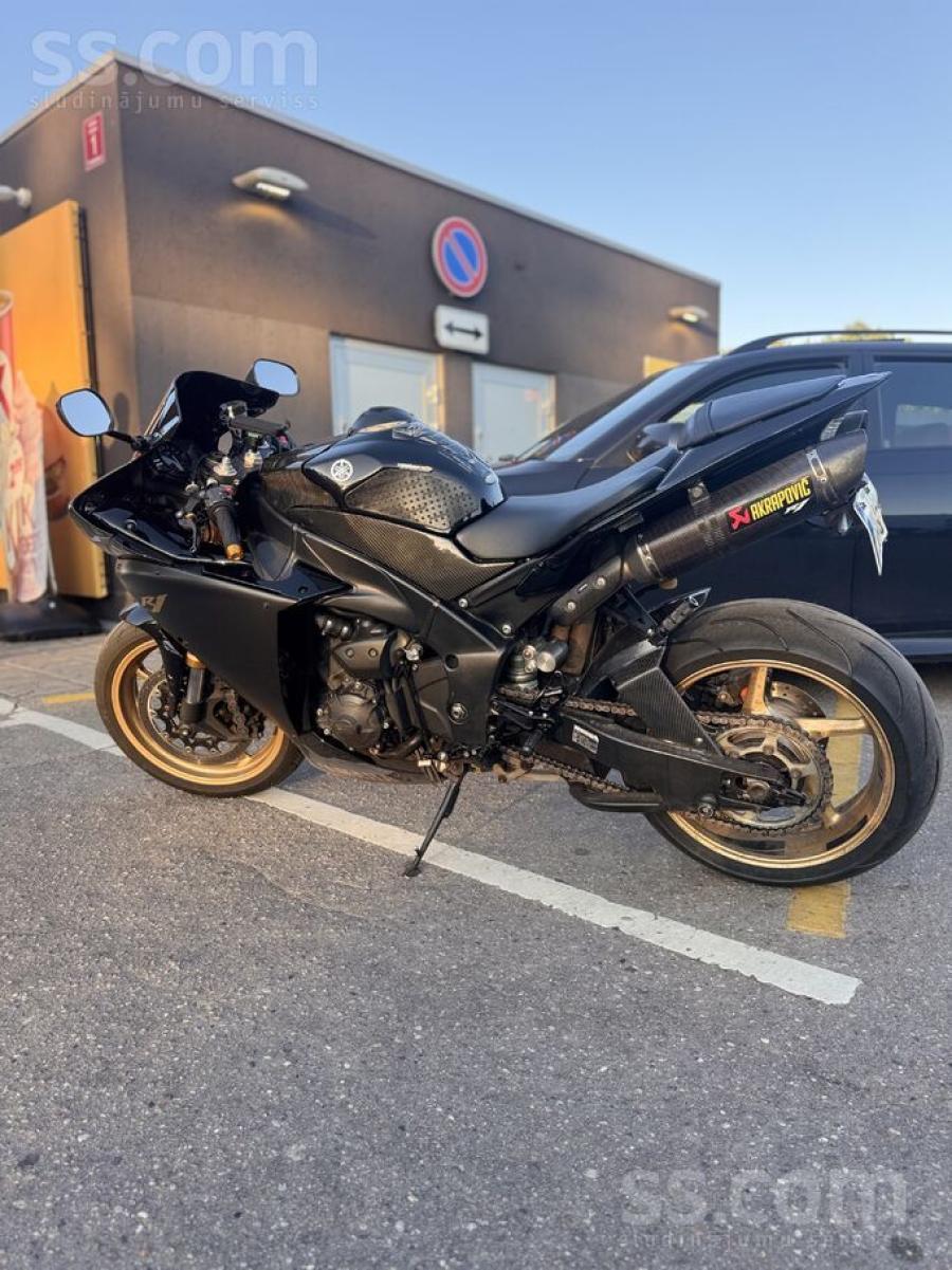Yamaha R1 2013 Jelgava, ar dzinēja tilpumu 1.00 L un nobraukumu 0 tūkst. km par 7499 €, foto 9 vietnē AUTOMOTO.COM.LV