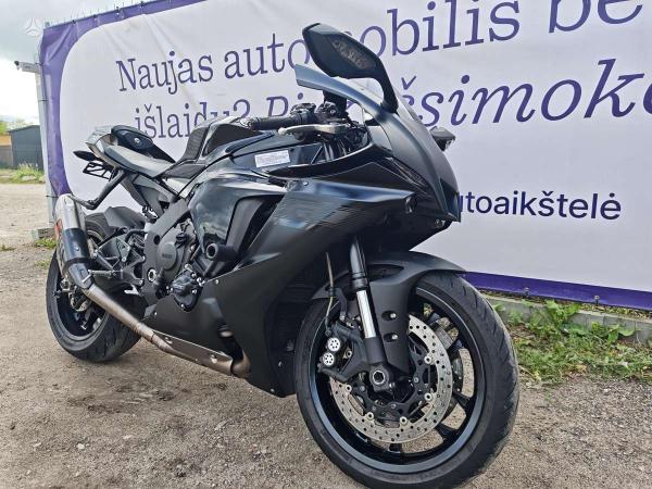 Yamaha R1 2021 in Siauliai, with an engine capacity of 1.00 L and mileage of 16 thousand km for 14100 €, photo 3 on AUTOMOTO.COM.LV