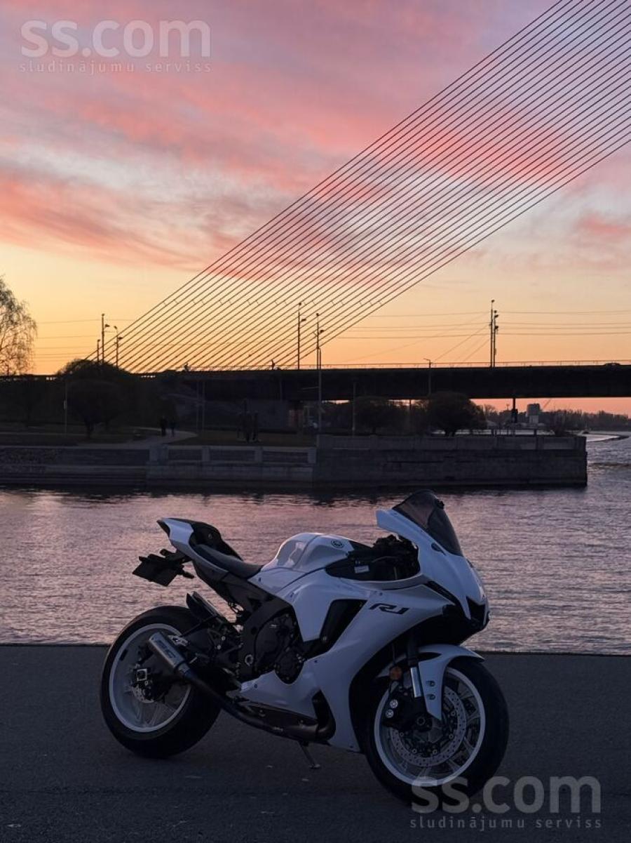 Yamaha R1 2023 in Riga, with an engine capacity of 1.00 L and mileage of 0 thousand km for 18000 €, photo 4 on AUTOMOTO.COM.LV