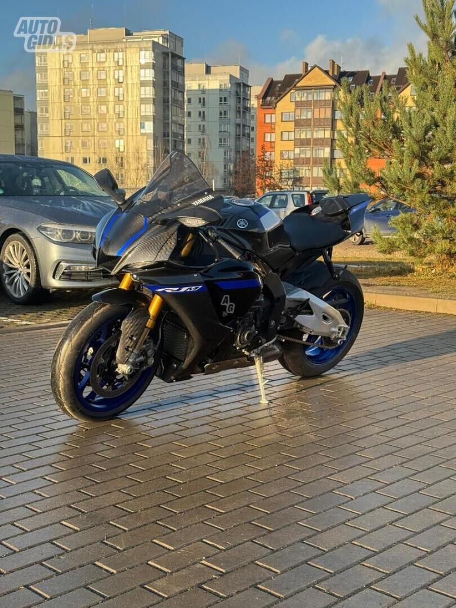 Yamaha R1 2023 in Vilnius, with an engine capacity of 0.00 L and mileage of 0 thousand km for 20900 €, photo 12 on AUTOMOTO.COM.LV