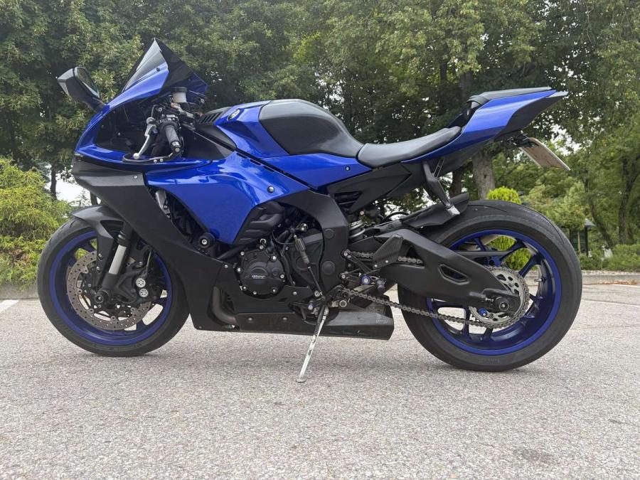 Yamaha R1 2023 Kėdainiai, ar dzinēja tilpumu 1.00 L un nobraukumu 13 tūkst. km par 15000 €, foto 5 vietnē AUTOMOTO.COM.LV