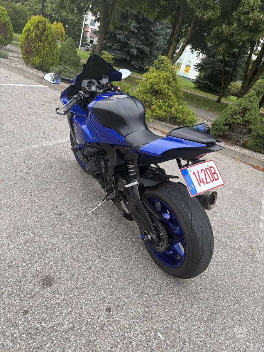 Yamaha R1 2023 Kėdainiai, ar dzinēja tilpumu 1.00 L un nobraukumu 13 tūkst. km par 15000 €, foto 6 vietnē AUTOMOTO.COM.LV