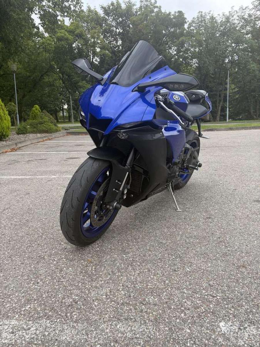 Yamaha R1 2023 Kėdainiai, ar dzinēja tilpumu 1.00 L un nobraukumu 13 tūkst. km par 15000 €, foto 9 vietnē AUTOMOTO.COM.LV