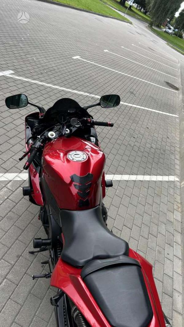 Красный Ямаха R1 2007 в Каунас, объемом двигателя 1.00 л и пробегом 52 тыс. км за 4999 €, фото 11 на AUTOMOTO.COM.LV