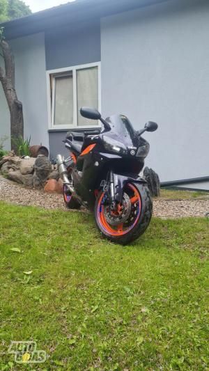 Violet Yamaha R1 1998 in Kaunas, with an engine capacity of 1.00 L and mileage of 0 thousand km for 2250 €, photo  on AUTOMOTO.COM.LV
