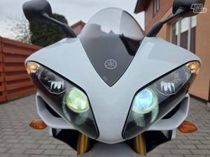 Balts Yamaha R1 2007 Kretinga, ar dzinēja tilpumu 0.00 L un nobraukumu 32 tūkst. km par 5250 €, foto 9 vietnē AUTOMOTO.COM.LV
