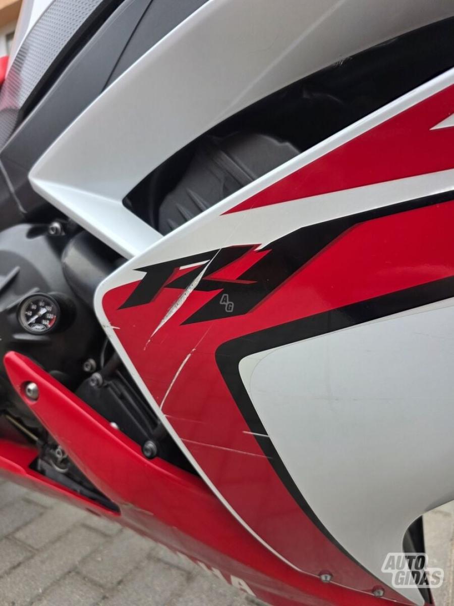 Balts Yamaha R1 2007 Kretinga, ar dzinēja tilpumu 0.00 L un nobraukumu 32 tūkst. km par 5250 €, foto 15 vietnē AUTOMOTO.COM.LV