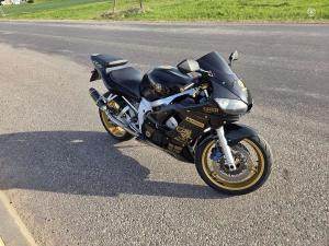 Black Yamaha R6 1999 in Kaunas, with an engine capacity of 0.60 L and mileage of 49 thousand km for 1700 €, photo 3 on AUTOMOTO.COM.LV