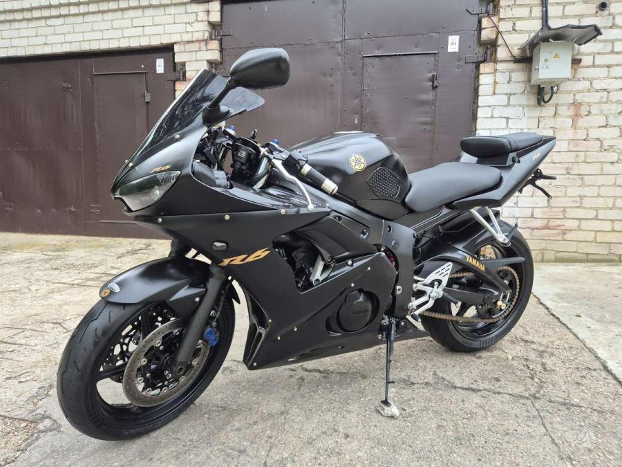 Черный Ямаха R6 2003 в Алитус, объемом двигателя 0.60 л и пробегом 31 тыс. км за 3580 €, фото 3 на AUTOMOTO.COM.LV