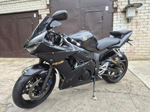 Черный Ямаха R6 2003 в Алитус, объемом двигателя 0.60 л и пробегом 31 тыс. км за 3580 €, фото 4 на AUTOMOTO.COM.LV