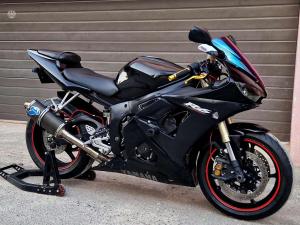 Black Yamaha R6 2005 in Vilnius, with an engine capacity of 0.60 L and mileage of 45 thousand km for 3950 €, photo  on AUTOMOTO.COM.LV