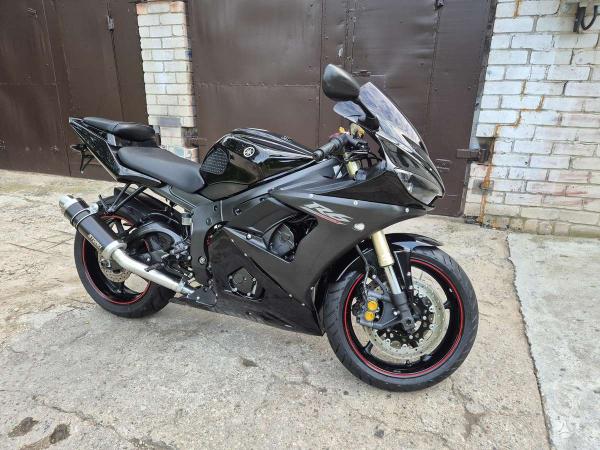 Черный Ямаха R6 2006 в Алитус, объемом двигателя 0.60 л и пробегом 36 тыс. км за 3780 €, фото 5 на AUTOMOTO.COM.LV