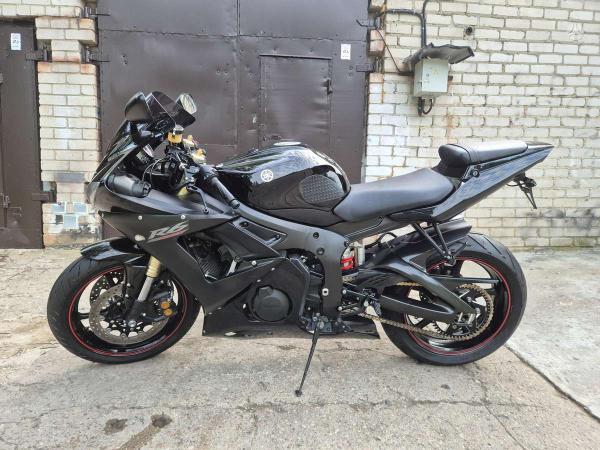 Черный Ямаха R6 2006 в Алитус, объемом двигателя 0.60 л и пробегом 36 тыс. км за 3780 €, фото 6 на AUTOMOTO.COM.LV