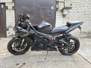 Черный Ямаха R6 2006 в Алитус, объемом двигателя 0.60 л и пробегом 36 тыс. км за 3780 €, фото 7 на AUTOMOTO.COM.LV