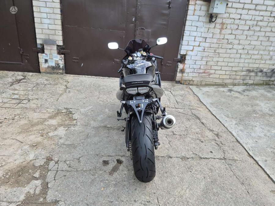 Черный Ямаха R6 2006 в Алитус, объемом двигателя 0.60 л и пробегом 36 тыс. км за 3780 €, фото 12 на AUTOMOTO.COM.LV