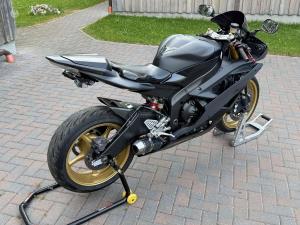 Черный Ямаха R6 2007 в Аникщяй, объемом двигателя 0.60 л и пробегом 38 тыс. км за 4500 €, фото 5 на AUTOMOTO.COM.LV