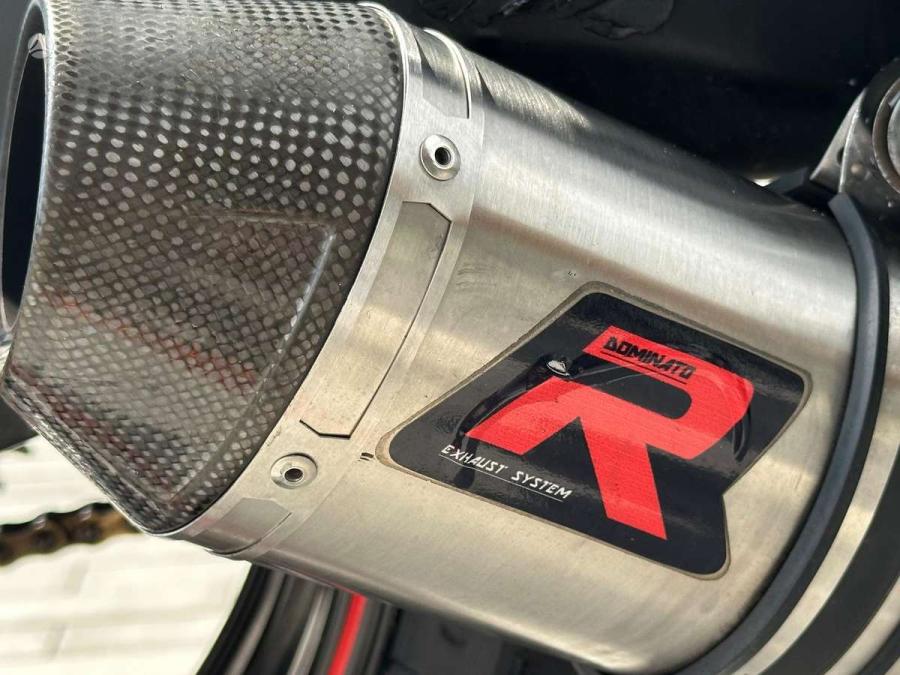 Melns Yamaha R6 2008 Šauļi, ar dzinēja tilpumu 0.60 L un nobraukumu 12 tūkst. km par 6660 €, foto 7 vietnē AUTOMOTO.COM.LV