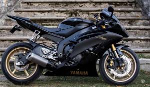 Melns Yamaha R6 2009 Ukmergė, ar dzinēja tilpumu 0.60 L un nobraukumu 23 tūkst. km par 7200 €, foto  vietnē AUTOMOTO.COM.LV