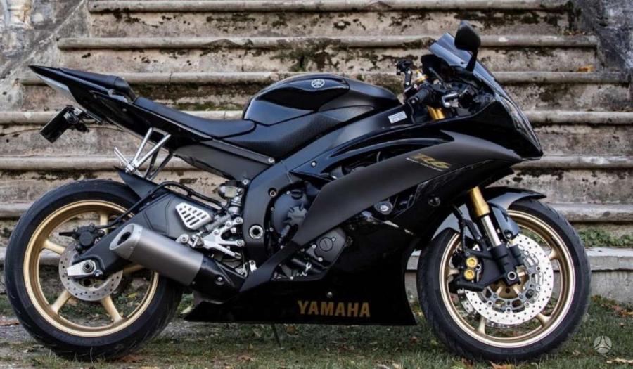 Черный Ямаха R6 2009 в Укмерге, объемом двигателя 0.60 л и пробегом 23 тыс. км за 7200 €, фото 1 на AUTOMOTO.COM.LV
