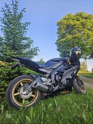 Черный Ямаха R6 2009 в Укмерге, объемом двигателя 0.60 л и пробегом 23 тыс. км за 7200 €, фото 4 на AUTOMOTO.COM.LV