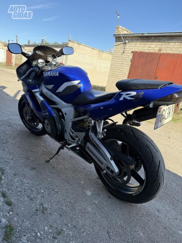 Blue Yamaha R6 2000 in Vilnius, with an engine capacity of 0.60 L and mileage of 34 thousand km for 1950 €, photo 2 on AUTOMOTO.COM.LV