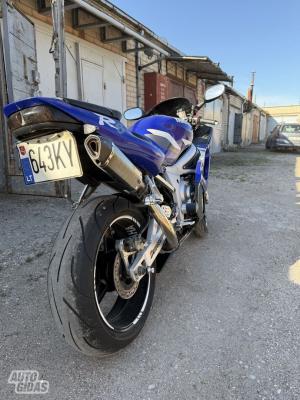 Blue Yamaha R6 2000 in Vilnius, with an engine capacity of 0.60 L and mileage of 34 thousand km for 1950 €, photo 5 on AUTOMOTO.COM.LV
