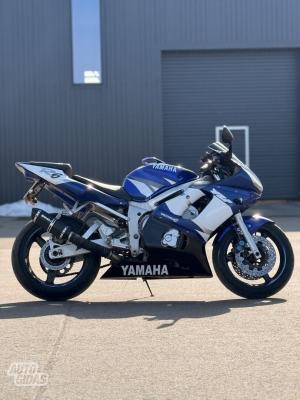 Blue Yamaha R6 2002 in Mazeikiai, with an engine capacity of 0.60 L and mileage of 29 thousand km for 2900 €, photo 2 on AUTOMOTO.COM.LV