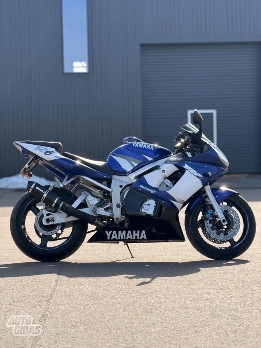 Blue Yamaha R6 2002 in Mazeikiai, with an engine capacity of 0.60 L and mileage of 29 thousand km for 2900 €, photo 2 on AUTOMOTO.COM.LV