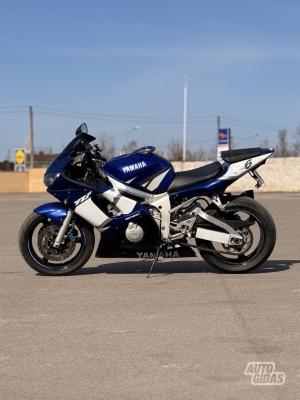 Blue Yamaha R6 2002 in Mazeikiai, with an engine capacity of 0.60 L and mileage of 29 thousand km for 2900 €, photo 5 on AUTOMOTO.COM.LV