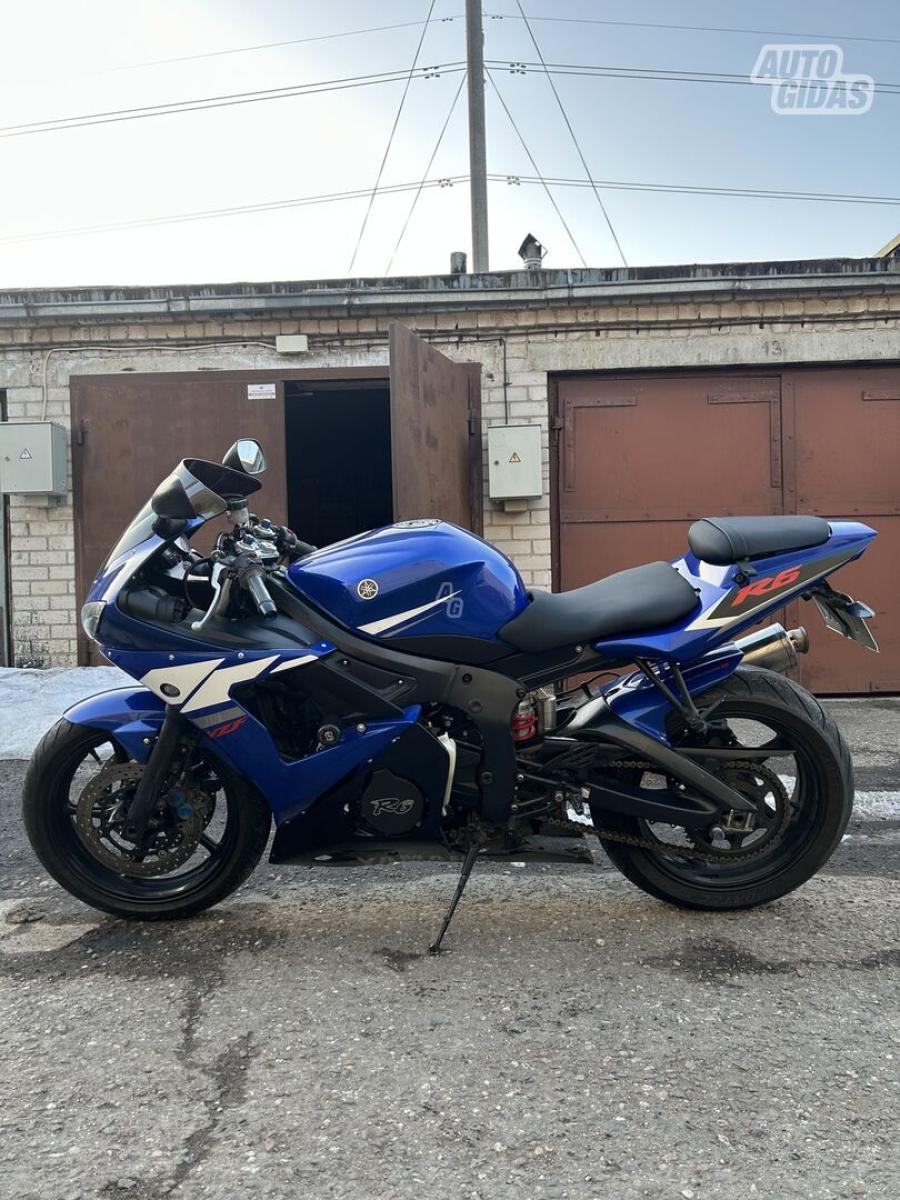 Blue Yamaha R6 2003 in Siauliai, with an engine capacity of 0.60 L and mileage of 32 thousand km for 3200 €, photo 3 on AUTOMOTO.COM.LV