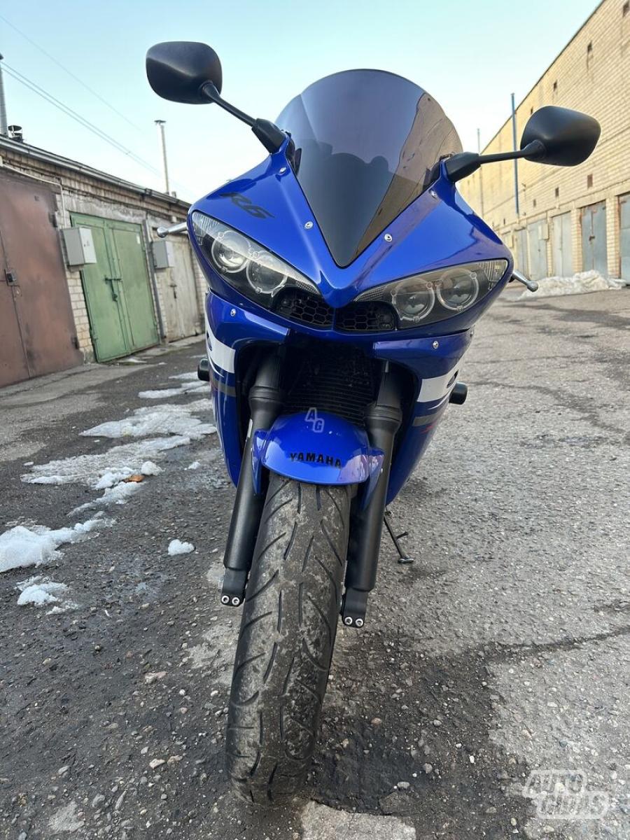 Blue Yamaha R6 2003 in Siauliai, with an engine capacity of 0.60 L and mileage of 32 thousand km for 3200 €, photo 4 on AUTOMOTO.COM.LV