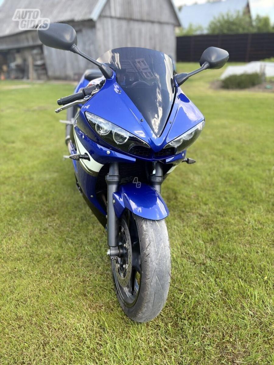 Синий Ямаха R6 2004 в Плунге, объемом двигателя 0.60 л и пробегом 34 тыс. км за 3200 €, фото 6 на AUTOMOTO.COM.LV
