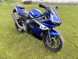 Синий Ямаха R6 2004 в Плунге, объемом двигателя 0.60 л и пробегом 34 тыс. км за 3200 €, фото 7 на AUTOMOTO.COM.LV