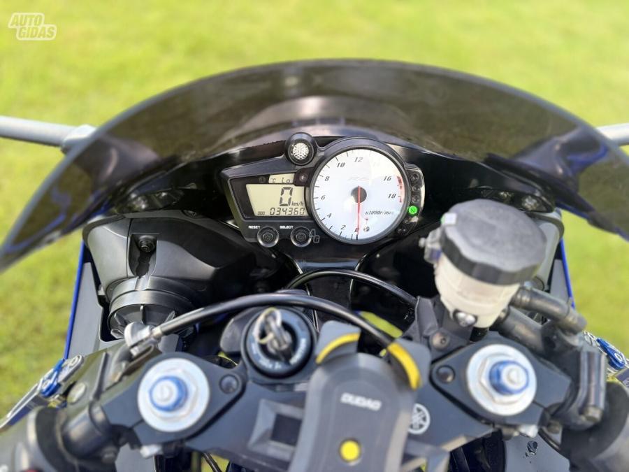 Синий Ямаха R6 2004 в Плунге, объемом двигателя 0.60 л и пробегом 34 тыс. км за 3200 €, фото 8 на AUTOMOTO.COM.LV