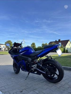 Blue Yamaha R6 2005 in Kretinga, with an engine capacity of 0.60 L and mileage of 36 thousand km for 3750 €, photo 6 on AUTOMOTO.COM.LV